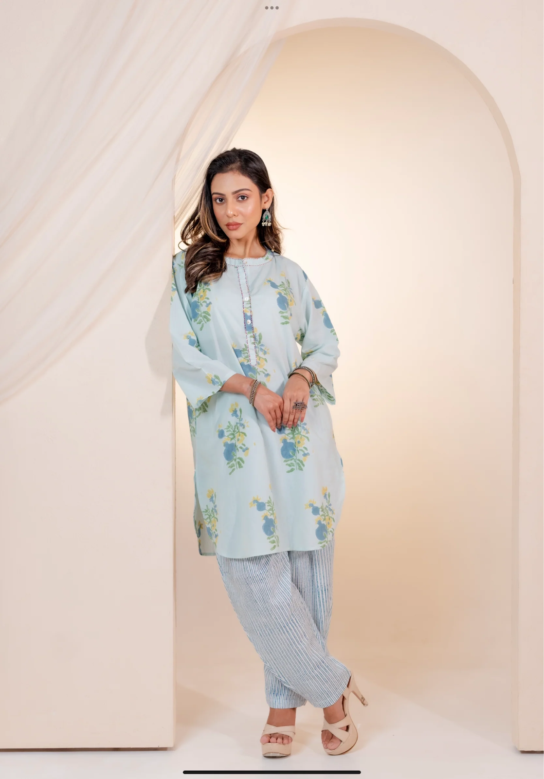 Kurtas with Character: The Motifs That Reflect Indian Heritage– CHHAPA